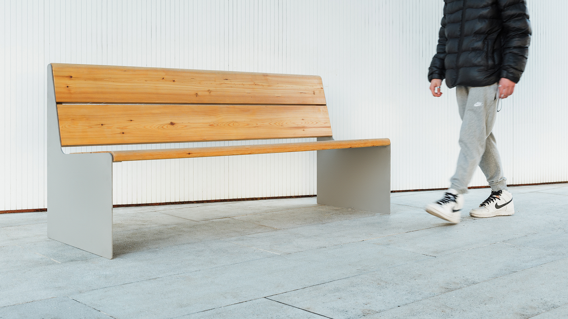 Hey Bank | Gemaakt van duurzaam hout en staal | Tjinco