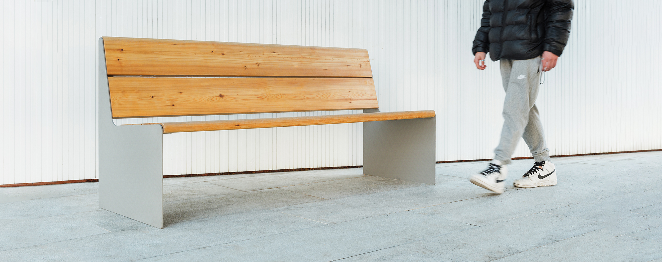 Hey Bank | Gemaakt van duurzaam hout en staal | Tjinco