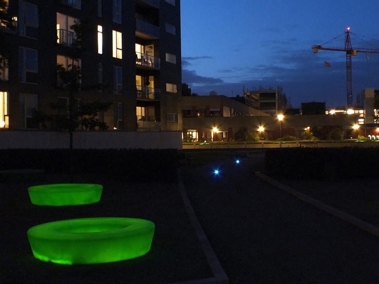 Loop Bank rond met Verlichting | Geïntegreerd LED-buis | Tjinco