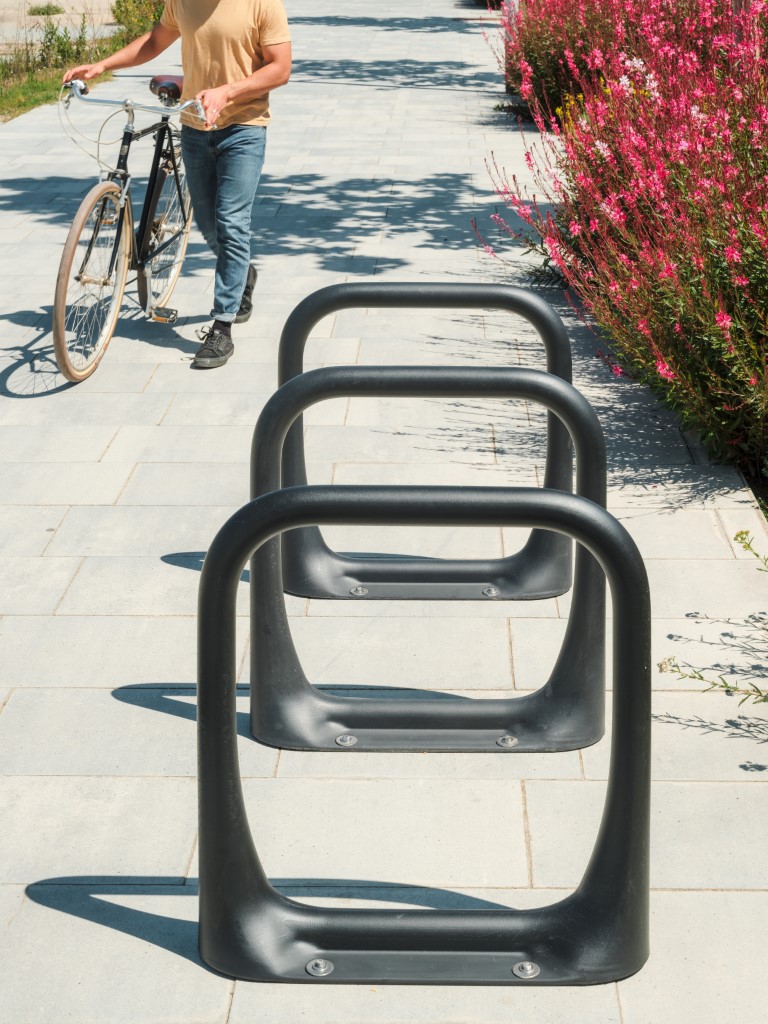 Nomad Fietsenrek | 100% gerecycled polyethyleen | Tjinco