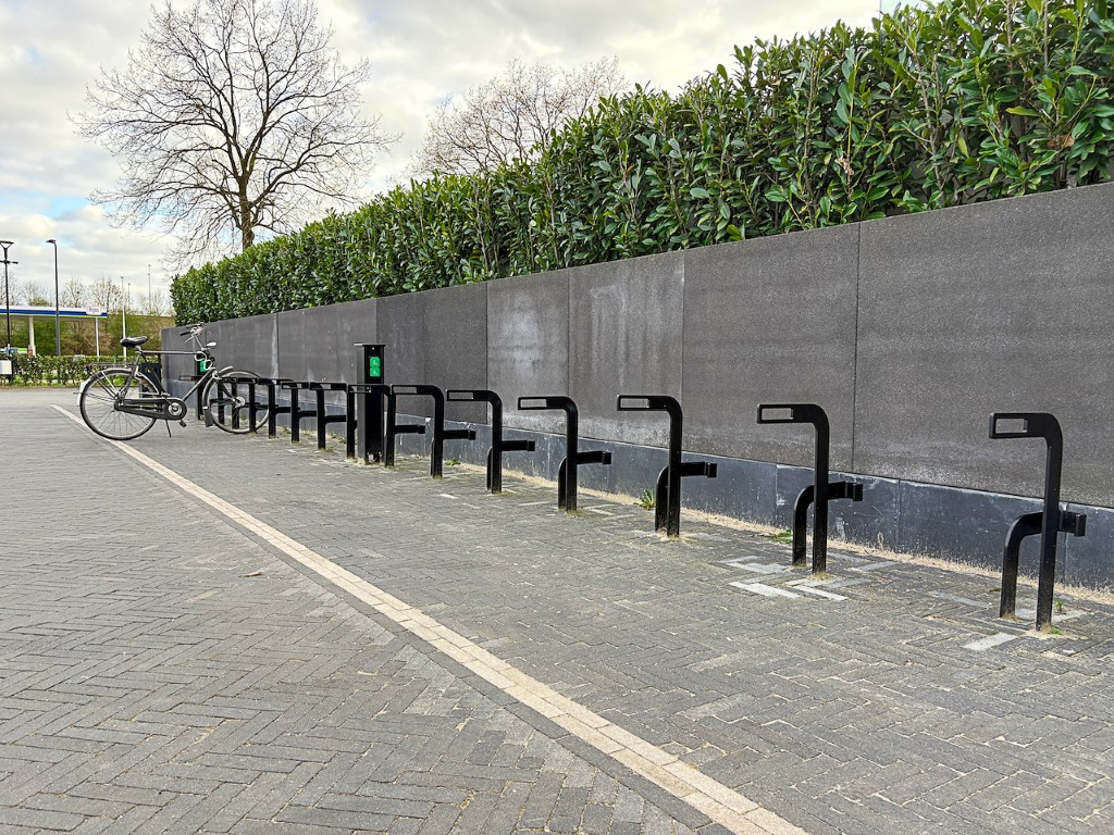 Ekeberg Fietsenrek | Functioneel Scandinavisch design | Tjinco