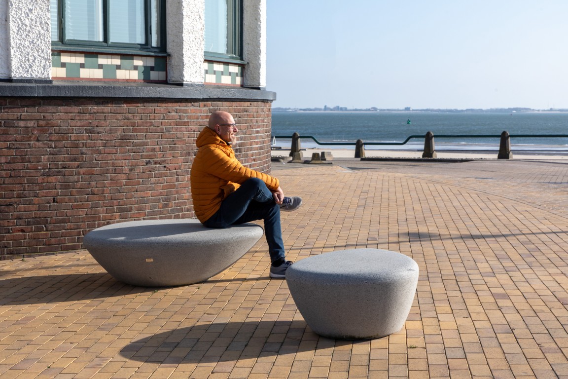Supercell Zitelementen op de boulevard in Vlissingen